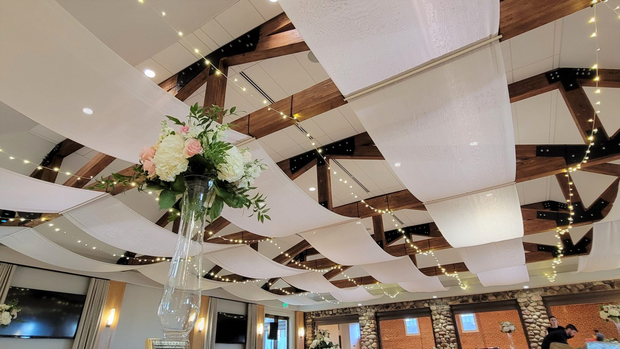 Five Dazzling Ways to Use Twinkle Lights for Your Wedding ...